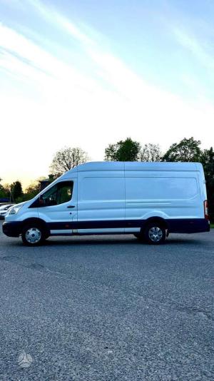 White Ford Transit 2015 in Anyksciai, with an engine capacity of 2.20 L and mileage of 333 thousand km for 6900 €, photo 6 on AUTOMOTO.COM.LV