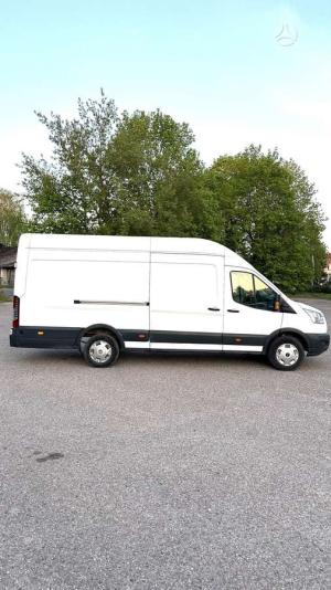 White Ford Transit 2015 in Anyksciai, with an engine capacity of 2.20 L and mileage of 333 thousand km for 6900 €, photo 9 on AUTOMOTO.COM.LV