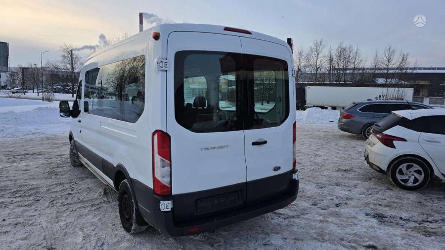 White Ford Transit 2016 in Siauliai, with an engine capacity of 2.20 L and mileage of 185 thousand km for 11900 €, photo 3 on AUTOMOTO.COM.LV
