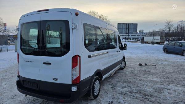 White Ford Transit 2016 in Siauliai, with an engine capacity of 2.20 L and mileage of 185 thousand km for 11900 €, photo 7 on AUTOMOTO.COM.LV