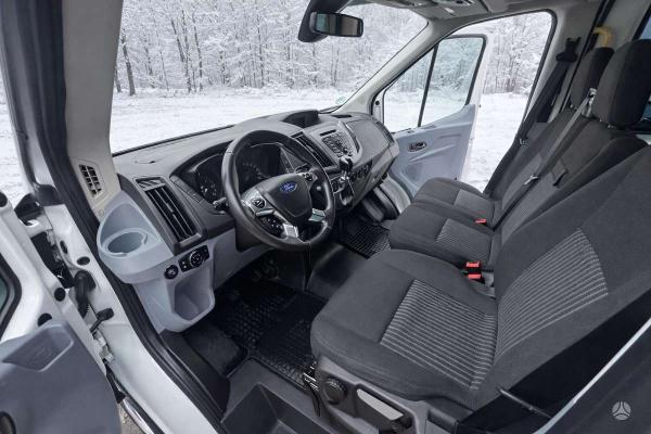 White Ford Transit 2016 in Kelme, with an engine capacity of 2.00 L and mileage of 365 thousand km for 12600 €, photo 9 on AUTOMOTO.COM.LV