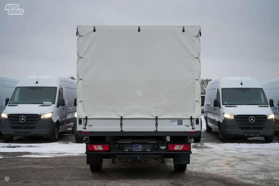 White Ford Transit 2016 in Marijampole, with an engine capacity of 2.20 L and mileage of 144 thousand km for 12150 €, photo 15 on AUTOMOTO.COM.LV