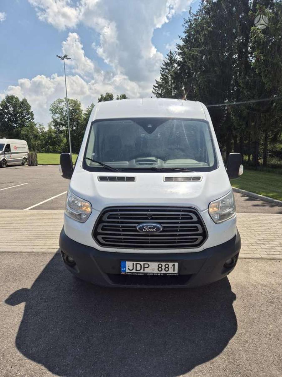 White Ford Transit 2016 in Kaunas, with an engine capacity of 2.20 L and mileage of 340 thousand km for 6950 €, photo 1 on AUTOMOTO.COM.LV