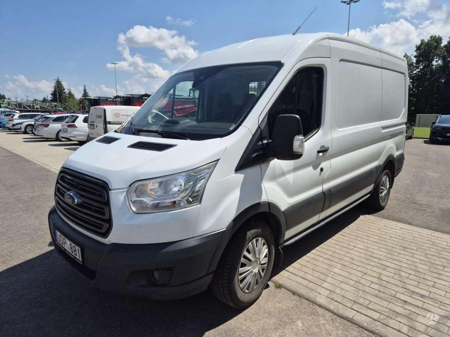 White Ford Transit 2016 in Kaunas, with an engine capacity of 2.20 L and mileage of 340 thousand km for 6950 €, photo 3 on AUTOMOTO.COM.LV