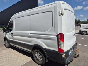 White Ford Transit 2016 in Kaunas, with an engine capacity of 2.20 L and mileage of 340 thousand km for 6950 €, photo 7 on AUTOMOTO.COM.LV