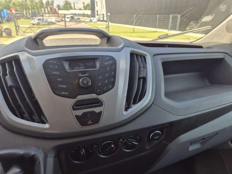 White Ford Transit 2016 in Kaunas, with an engine capacity of 2.20 L and mileage of 340 thousand km for 6950 €, photo 12 on AUTOMOTO.COM.LV