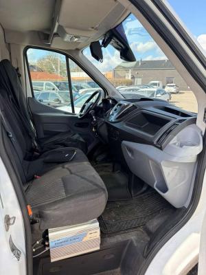 White Ford Transit 2016 in Taurage, with an engine capacity of 2.00 L and mileage of 287 thousand km for 6750 €, photo 14 on AUTOMOTO.COM.LV