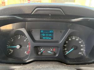 White Ford Transit 2016 in Taurage, with an engine capacity of 2.00 L and mileage of 287 thousand km for 6750 €, photo 16 on AUTOMOTO.COM.LV