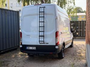 White Ford Transit 2016 in Valmiera, with an engine capacity of 2.20 L and mileage of 197 thousand km for 16900 €, photo 5 on AUTOMOTO.COM.LV