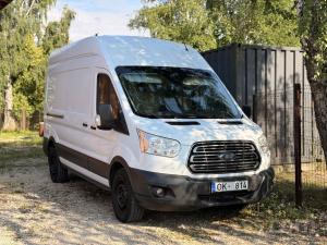 White Ford Transit 2016 in Valmiera, with an engine capacity of 2.20 L and mileage of 197 thousand km for 16900 €, photo 6 on AUTOMOTO.COM.LV