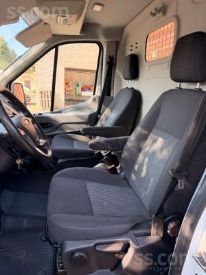 White Ford Transit 2016 in Valmiera, with an engine capacity of 2.20 L and mileage of 197 thousand km for 16900 €, photo 14 on AUTOMOTO.COM.LV