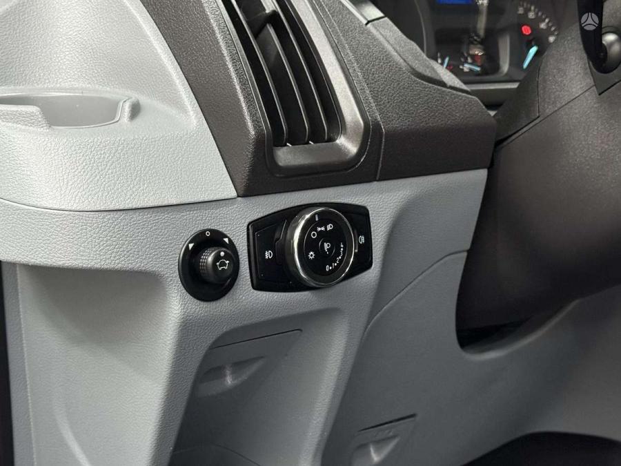 Balts Ford Transit 2016 Marijampole, ar dzinēja tilpumu 2.20 L un nobraukumu 224 tūkst. km par 11900 €, foto 15 vietnē AUTOMOTO.COM.LV