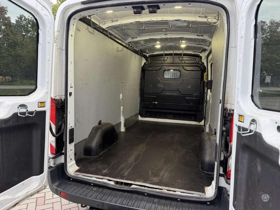 White Ford Transit 2016 in Silale, with an engine capacity of 2.20 L and mileage of 246 thousand km for 8700 €, photo 21 on AUTOMOTO.COM.LV