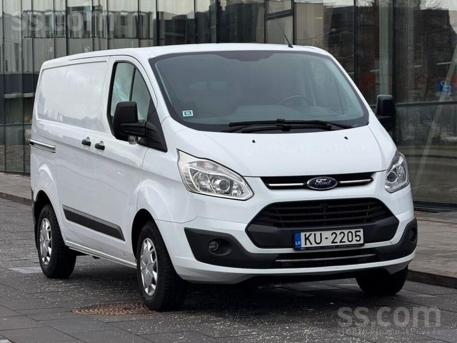 White Ford Transit 2017 in Riga, with an engine capacity of 2.00 L and mileage of 137 thousand km for 8790 €, photo 2 on AUTOMOTO.COM.LV