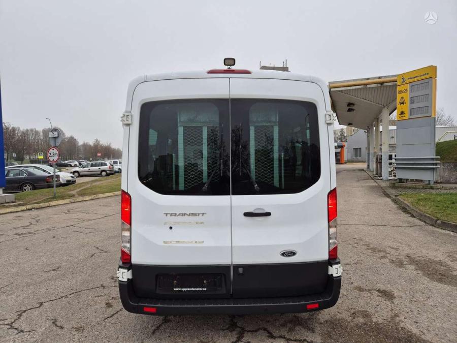 White Ford Transit 2017 in Panevezys, with an engine capacity of 2.00 L and mileage of 392 thousand km for 8100 €, photo 4 on AUTOMOTO.COM.LV