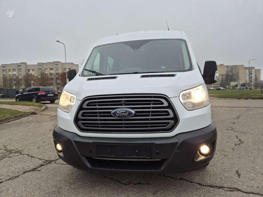 White Ford Transit 2017 in Panevezys, with an engine capacity of 2.00 L and mileage of 392 thousand km for 8100 €, photo 9 on AUTOMOTO.COM.LV