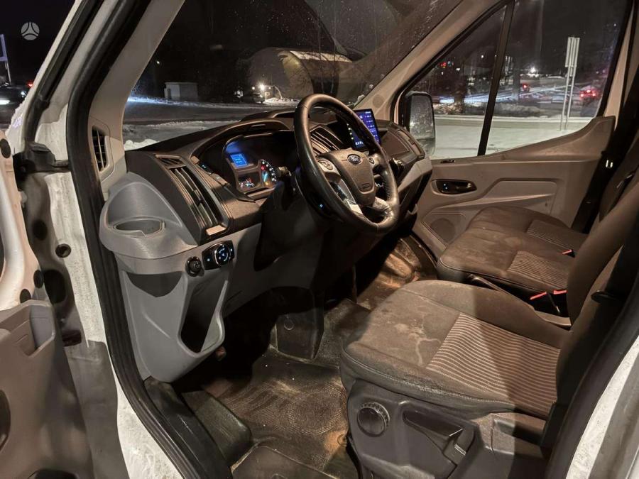 Balts Ford Transit 2017 Viļņa, ar dzinēja tilpumu 2.00 L un nobraukumu 360 tūkst. km par 9500 €, foto 4 vietnē AUTOMOTO.COM.LV