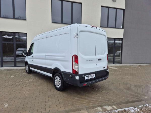 White Ford Transit 2017 in Marijampole, with an engine capacity of 2.00 L and mileage of 265 thousand km for 9500 €, photo 4 on AUTOMOTO.COM.LV