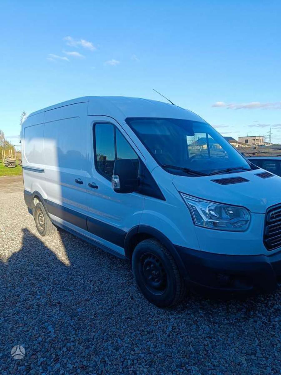 White Ford Transit 2017 in Klaipeda, with an engine capacity of 2.00 L and mileage of 275 thousand km for 8200 €, photo 4 on AUTOMOTO.COM.LV