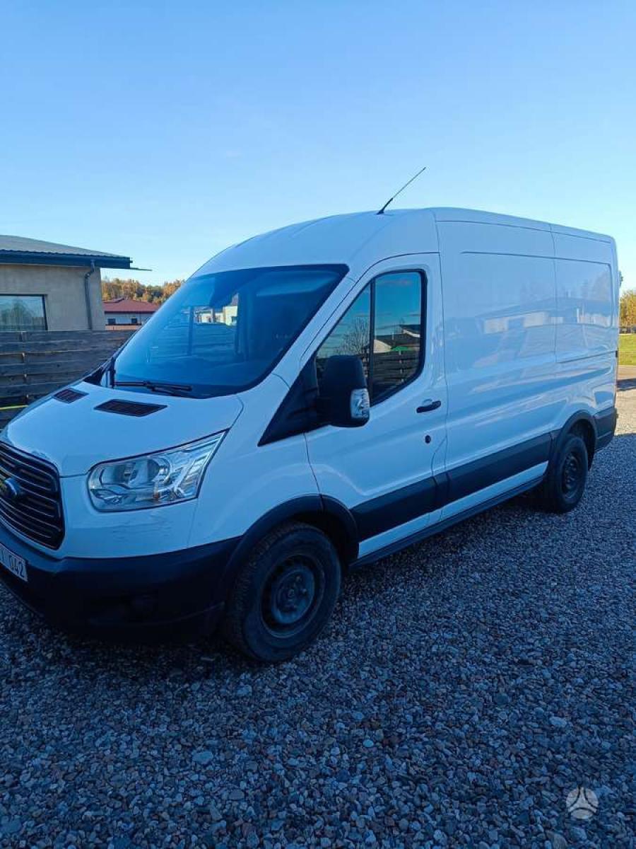 White Ford Transit 2017 in Klaipeda, with an engine capacity of 2.00 L and mileage of 275 thousand km for 8200 €, photo 6 on AUTOMOTO.COM.LV