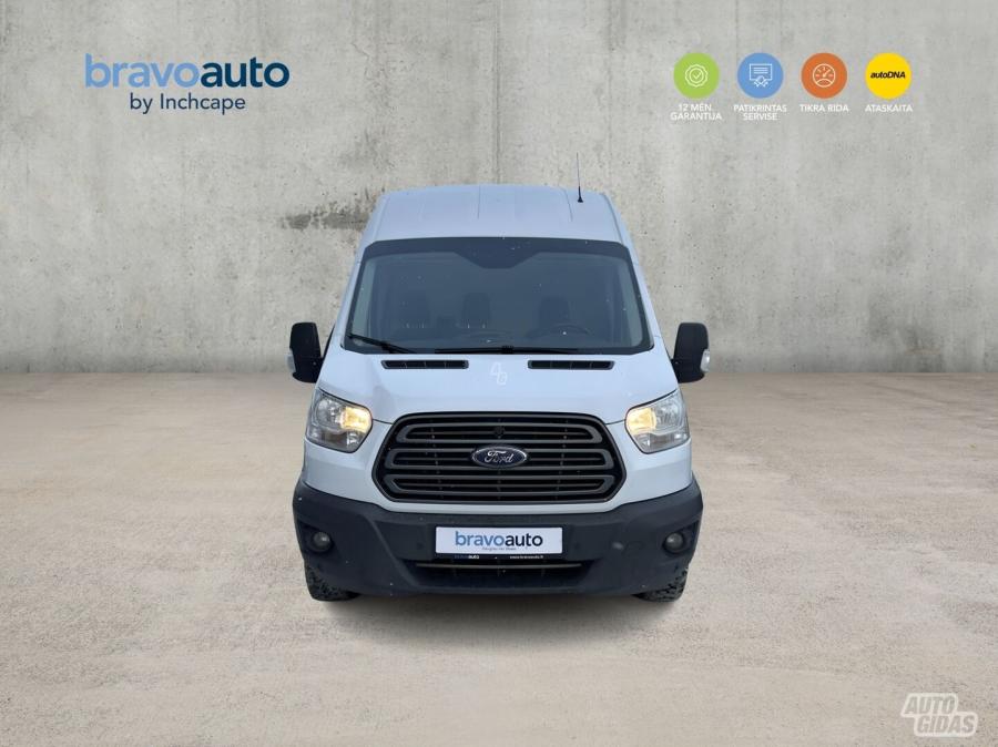 White Ford Transit 2017 in Vilnius, with an engine capacity of 2.00 L and mileage of 187 thousand km for 13555 €, photo 8 on AUTOMOTO.COM.LV