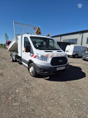White Ford Transit 2017 in Kaunas, with an engine capacity of 2.20 L and mileage of 67 thousand km for 11770 €, photo 4 on AUTOMOTO.COM.LV