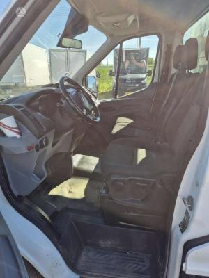 White Ford Transit 2017 in Kaunas, with an engine capacity of 2.20 L and mileage of 67 thousand km for 11770 €, photo 9 on AUTOMOTO.COM.LV