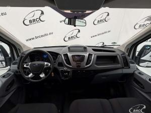 White Ford Transit 2017 in Vilnius, with an engine capacity of 2.00 L and mileage of 152 thousand km for 10900 €, photo 5 on AUTOMOTO.COM.LV