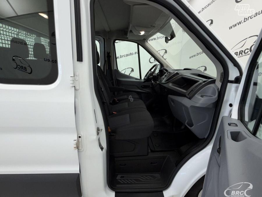 White Ford Transit 2017 in Avizieniai, with an engine capacity of 2.00 L and mileage of 152 thousand km for 10900 €, photo 6 on AUTOMOTO.COM.LV