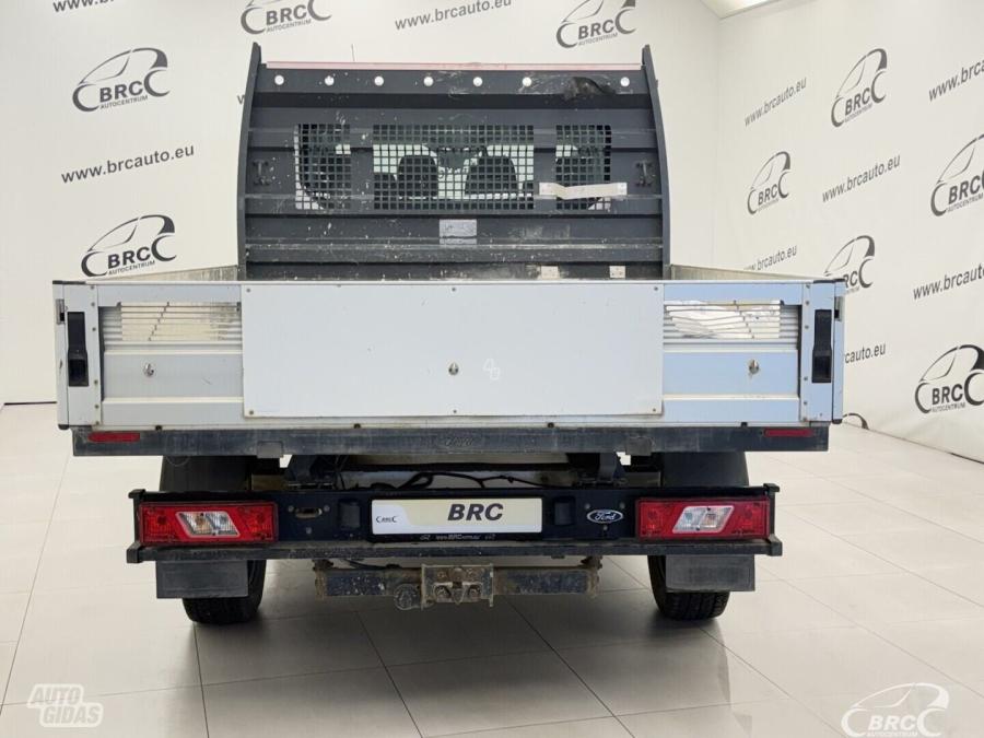 White Ford Transit 2017 in Avizieniai, with an engine capacity of 2.00 L and mileage of 152 thousand km for 10900 €, photo 38 on AUTOMOTO.COM.LV