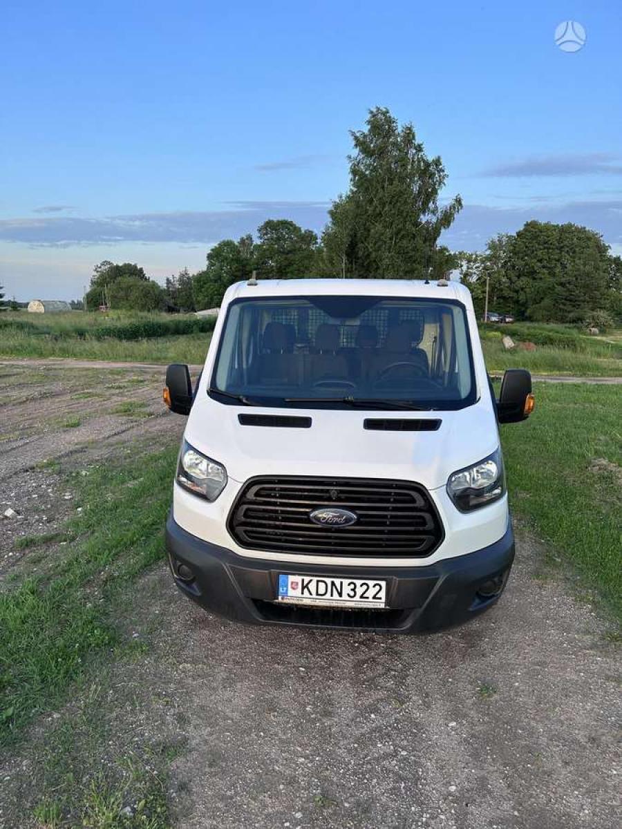White Ford Transit 2017 in Kaunas, with an engine capacity of 2.00 L and mileage of 399 thousand km for 12000 €, photo 4 on AUTOMOTO.COM.LV