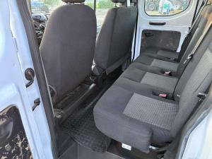 White Ford Transit 2017 in Kaunas, with an engine capacity of 2.00 L and mileage of 399 thousand km for 12000 €, photo 10 on AUTOMOTO.COM.LV