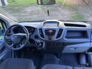 White Ford Transit 2017 in Kaunas, with an engine capacity of 2.00 L and mileage of 399 thousand km for 12000 €, photo 12 on AUTOMOTO.COM.LV
