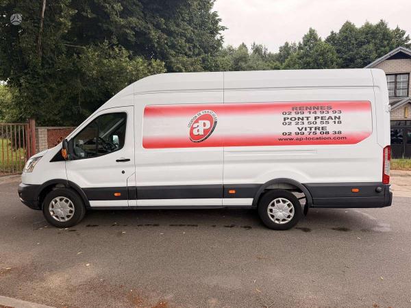 White Ford Transit 2017 in Taurage, with an engine capacity of 2.00 L and mileage of 127 thousand km for 9650 €, photo 4 on AUTOMOTO.COM.LV
