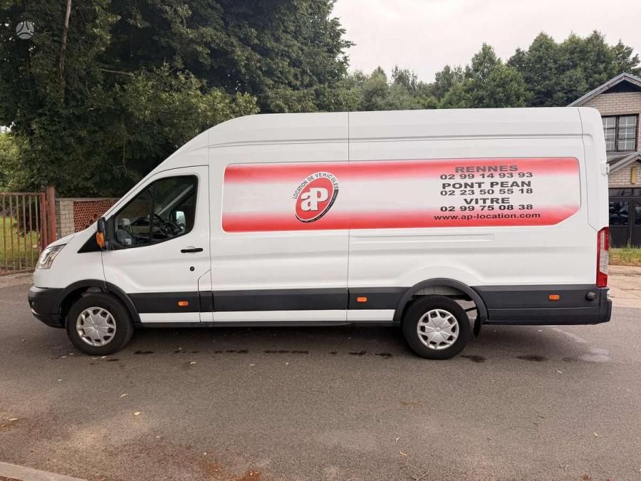 White Ford Transit 2017 in Taurage, with an engine capacity of 2.00 L and mileage of 127 thousand km for 9650 €, photo 5 on AUTOMOTO.COM.LV