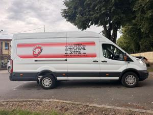 White Ford Transit 2017 in Taurage, with an engine capacity of 2.00 L and mileage of 127 thousand km for 9650 €, photo 6 on AUTOMOTO.COM.LV