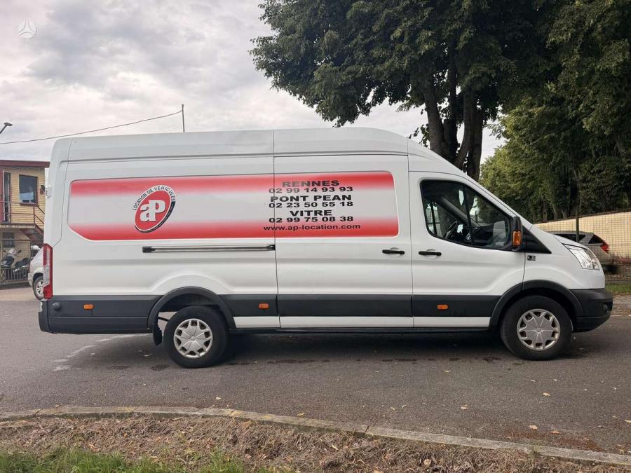 White Ford Transit 2017 in Taurage, with an engine capacity of 2.00 L and mileage of 127 thousand km for 9650 €, photo 6 on AUTOMOTO.COM.LV