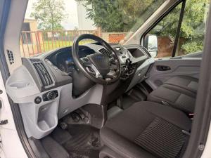 White Ford Transit 2017 in Taurage, with an engine capacity of 2.00 L and mileage of 127 thousand km for 9650 €, photo 10 on AUTOMOTO.COM.LV