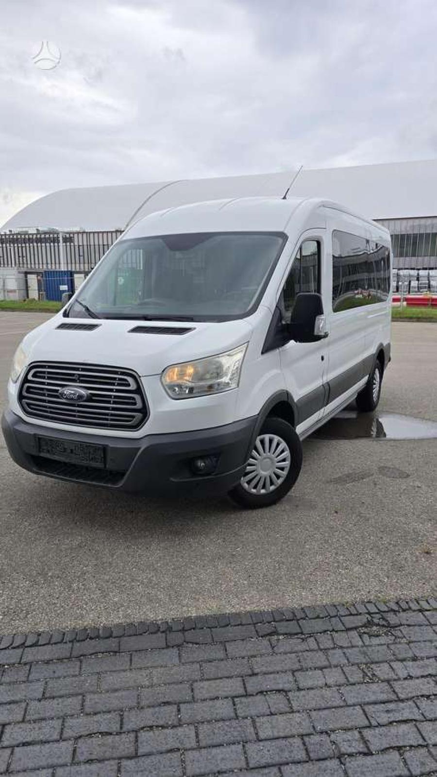 White Ford Transit 2017 in Siauliai, with an engine capacity of 2.20 L and mileage of 156 thousand km for 11450 €, photo 7 on AUTOMOTO.COM.LV