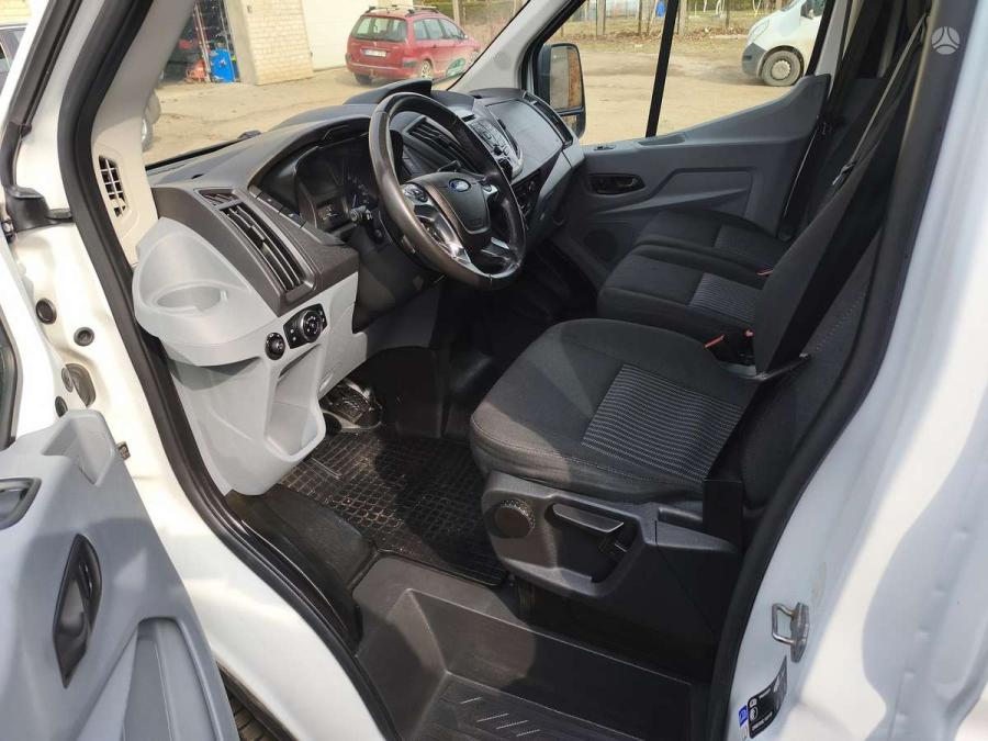 White Ford Transit 2017 in Kelme, with an engine capacity of 2.00 L and mileage of 365 thousand km for 9000 €, photo 9 on AUTOMOTO.COM.LV