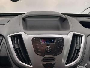 White Ford Transit 2017 in Vilnius, with an engine capacity of 2.00 L and mileage of 152 thousand km for 10900 €, photo 15 on AUTOMOTO.COM.LV