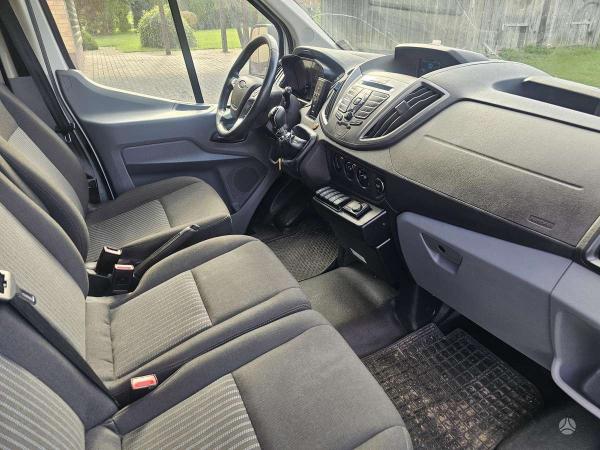 White Ford Transit 2017 in Rokiskis, with an engine capacity of 2.00 L and mileage of 365 thousand km for 6450 €, photo 9 on AUTOMOTO.COM.LV