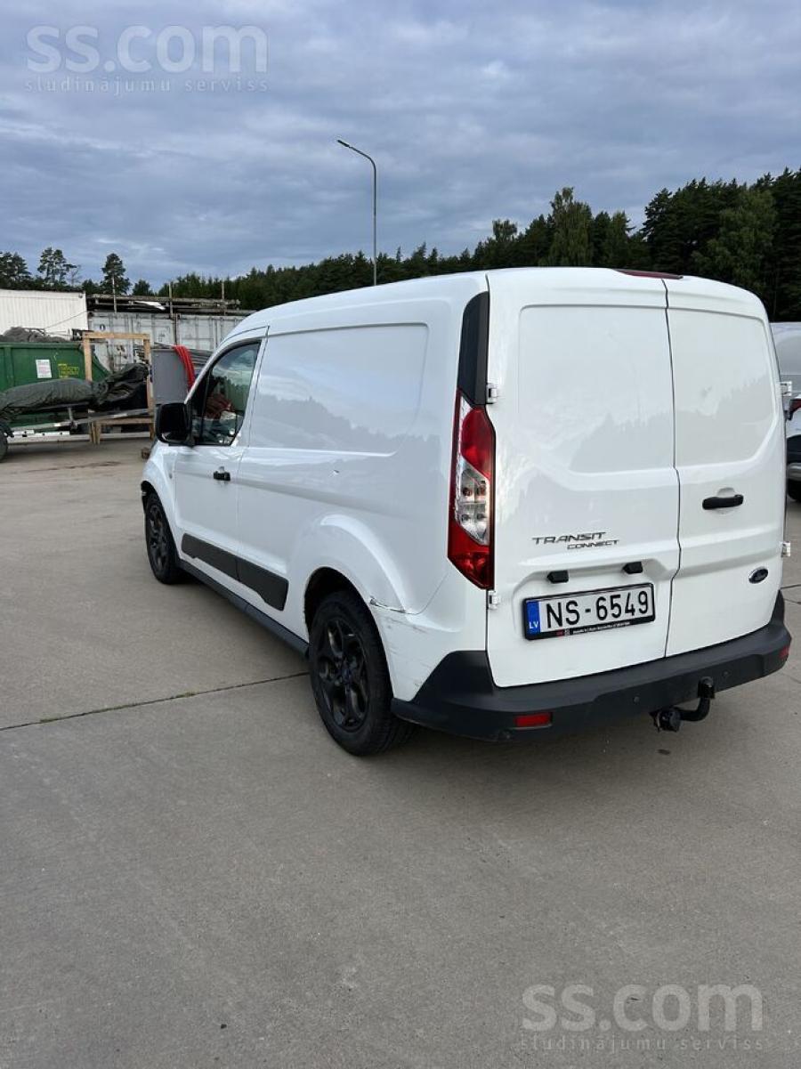 White Ford Transit 2017 in Riga, with an engine capacity of 1.50 L and mileage of 251 thousand km for 3800 €, photo 5 on AUTOMOTO.COM.LV