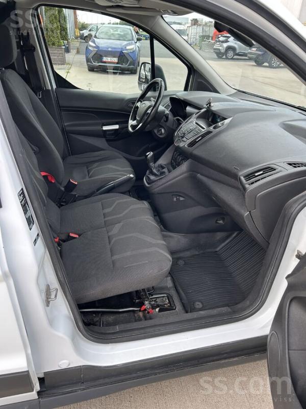 White Ford Transit 2017 in Riga, with an engine capacity of 1.50 L and mileage of 251 thousand km for 3800 €, photo 8 on AUTOMOTO.COM.LV