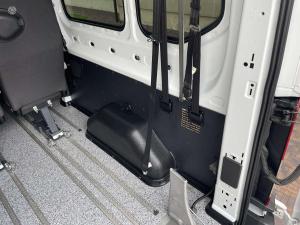 Balts Ford Transit 2017 Marijampole, ar dzinēja tilpumu 2.00 L un nobraukumu 355 tūkst. km par 9950 €, foto 35 vietnē AUTOMOTO.COM.LV