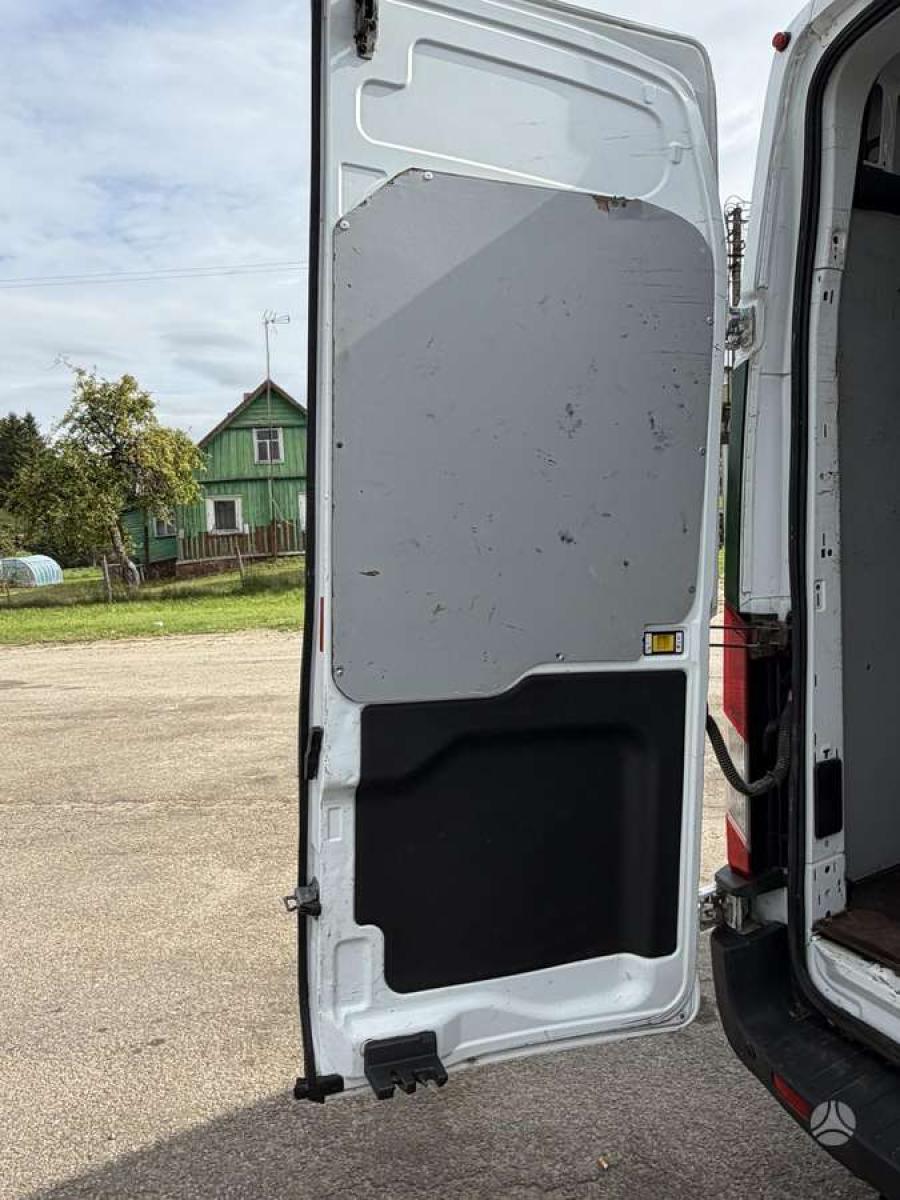 Balts Ford Transit 2017 Skaudvilė, ar dzinēja tilpumu 2.00 L un nobraukumu 317 tūkst. km par 7900 €, foto 10 vietnē AUTOMOTO.COM.LV