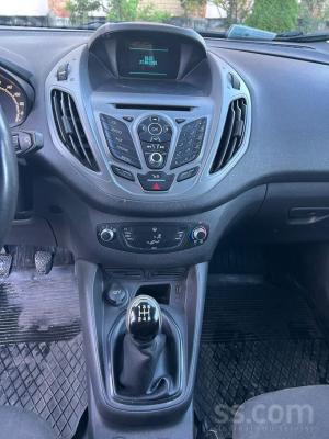 Balts Ford Transit 2017 Rīga, ar dzinēja tilpumu 1.50 L un nobraukumu 167 tūkst. km par 4500 €, foto 10 vietnē AUTOMOTO.COM.LV