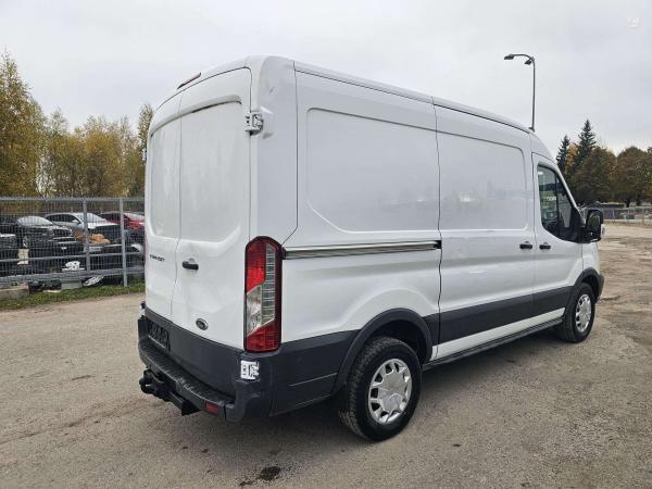 Ford Transit 2017 Pakruojis vietnÄ Balts Ford Transit 2017 Pakruojis, ar dzinÄja tilpumu 2.00 L un nobraukumu 223 tÅ«kst. km par 6400 ā¬, foto 5 vietnÄ AUTOMOTO.COM.LV