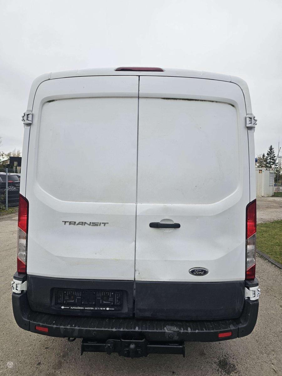 Balts Ford Transit 2017 Pakruojis, ar dzinēja tilpumu 2.00 L un nobraukumu 223 tūkst. km par 6400 €, foto 7 vietnē AUTOMOTO.COM.LV