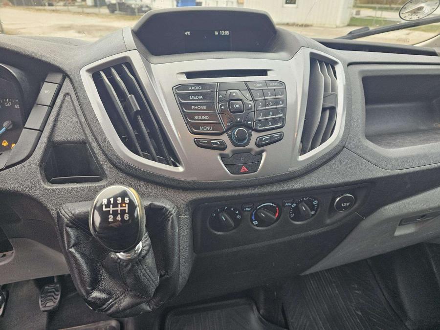 Balts Ford Transit 2017 Pakruojis, ar dzinēja tilpumu 2.00 L un nobraukumu 223 tūkst. km par 6400 €, foto 10 vietnē AUTOMOTO.COM.LV